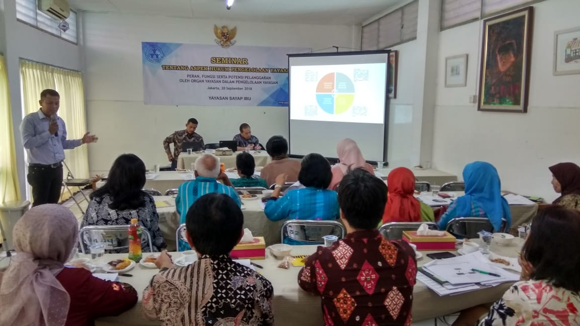 Seminar Tentang Aspek Hukum Pengelolaan Yayasan | Yayasan Sayap Ibu