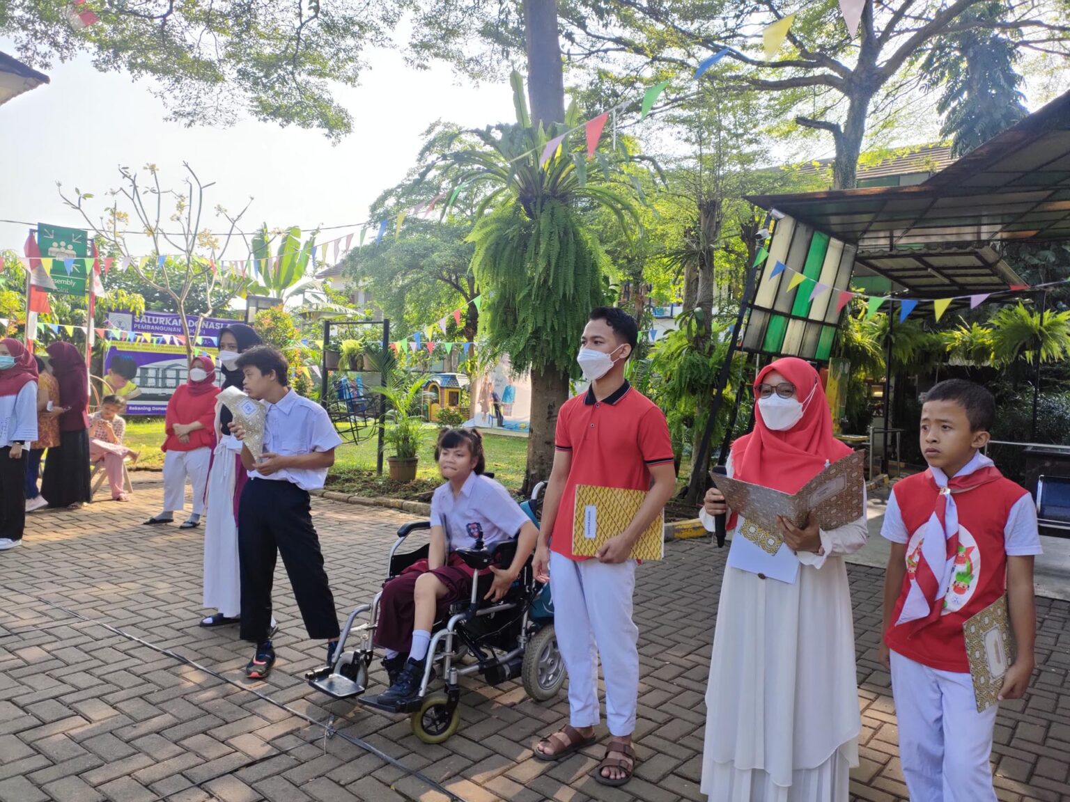 Semarak Kemerdekaan HUT RI di Yayasan Sayap Ibu Cabang Banten | Yayasan ...