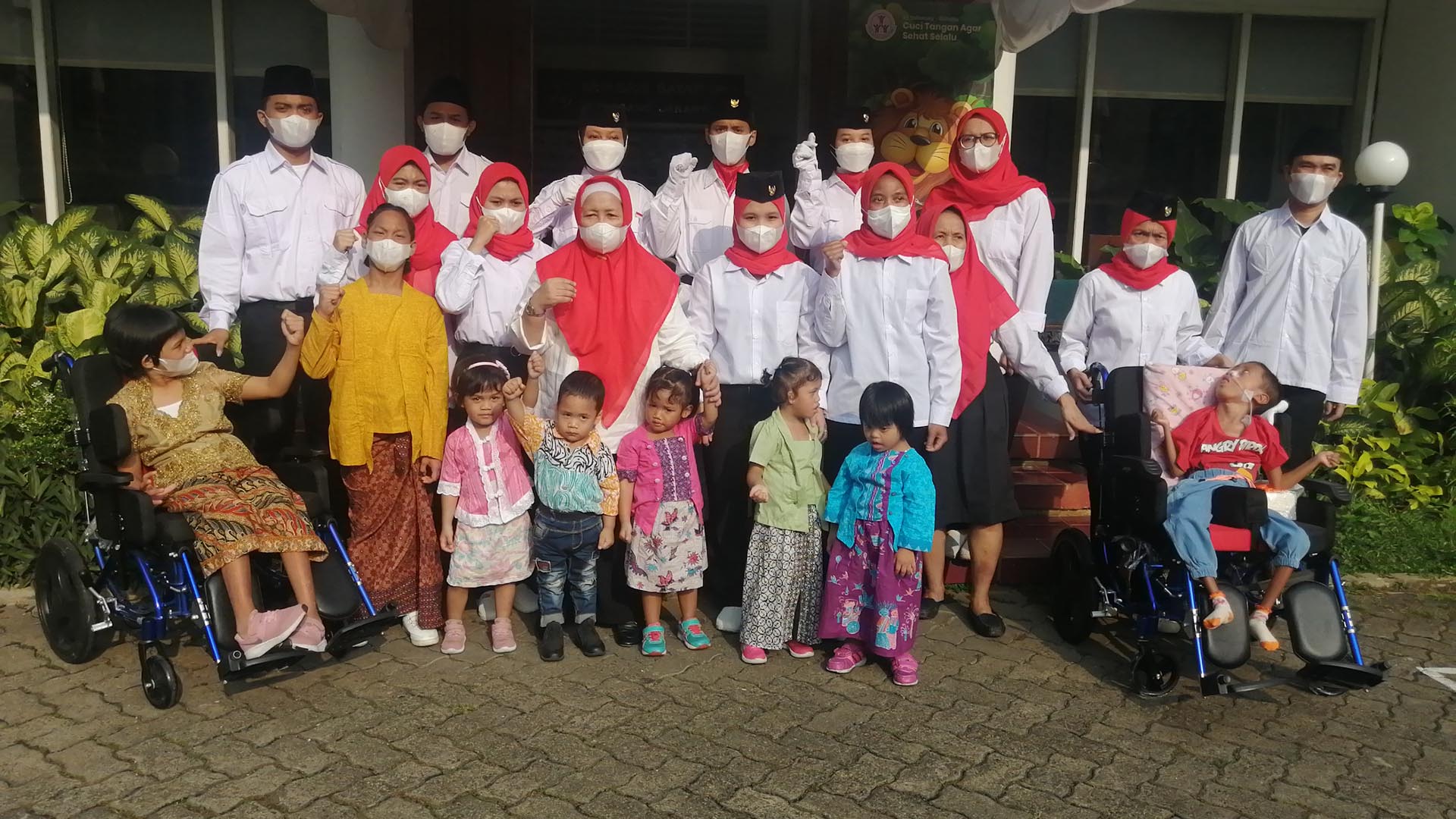 Semarak Kemerdekaan HUT RI di Yayasan Sayap Ibu Cabang Jakarta ...