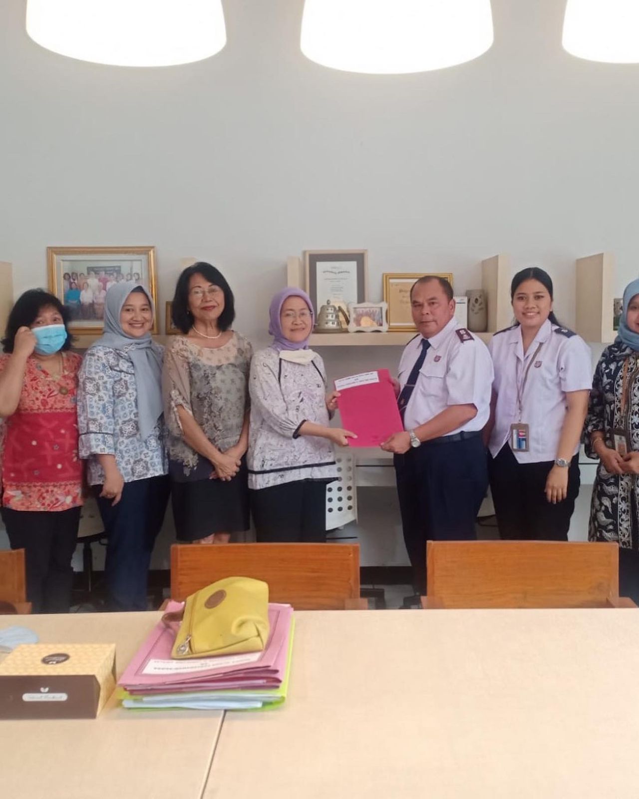 Kunjungan PIA Matahari Terbit ke Yayasan Sayap Ibu Cabang Jakarta ...