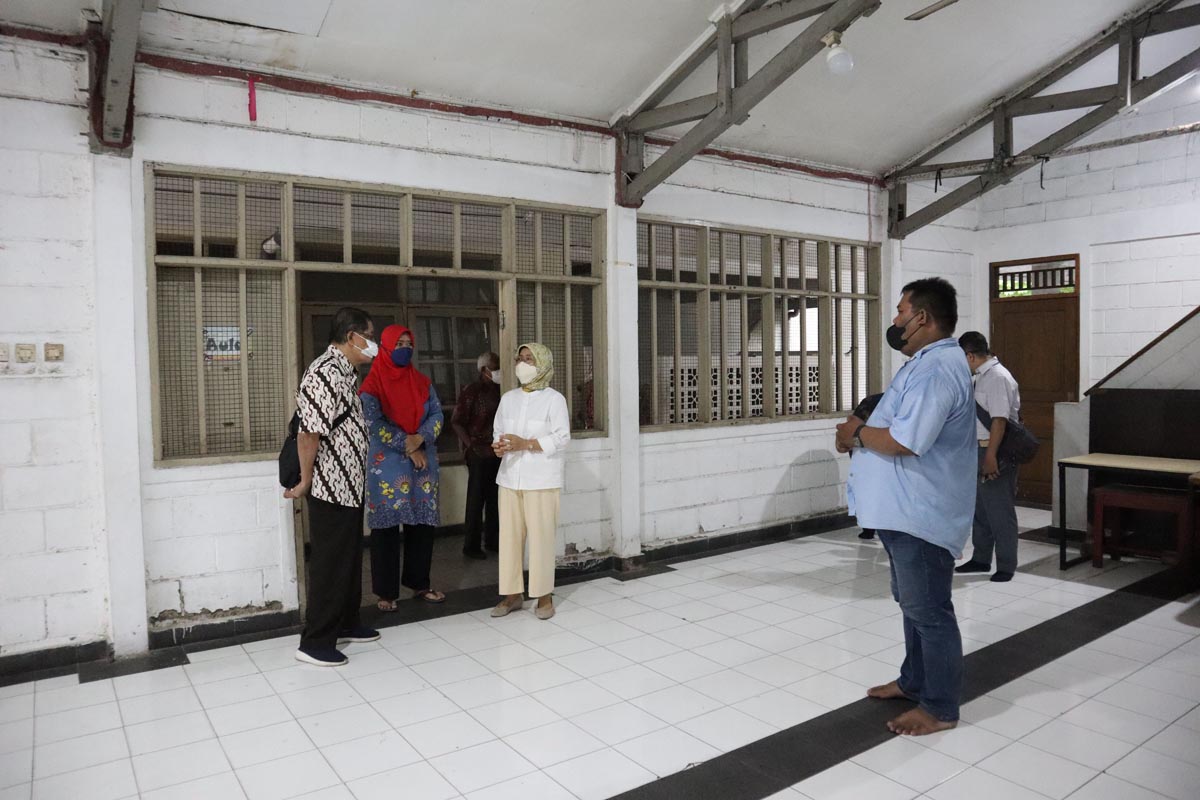 Kunjungan Pembina dan Pengurus YSI Pusat Ke Unit Menteng Wadas YSI Cab ...