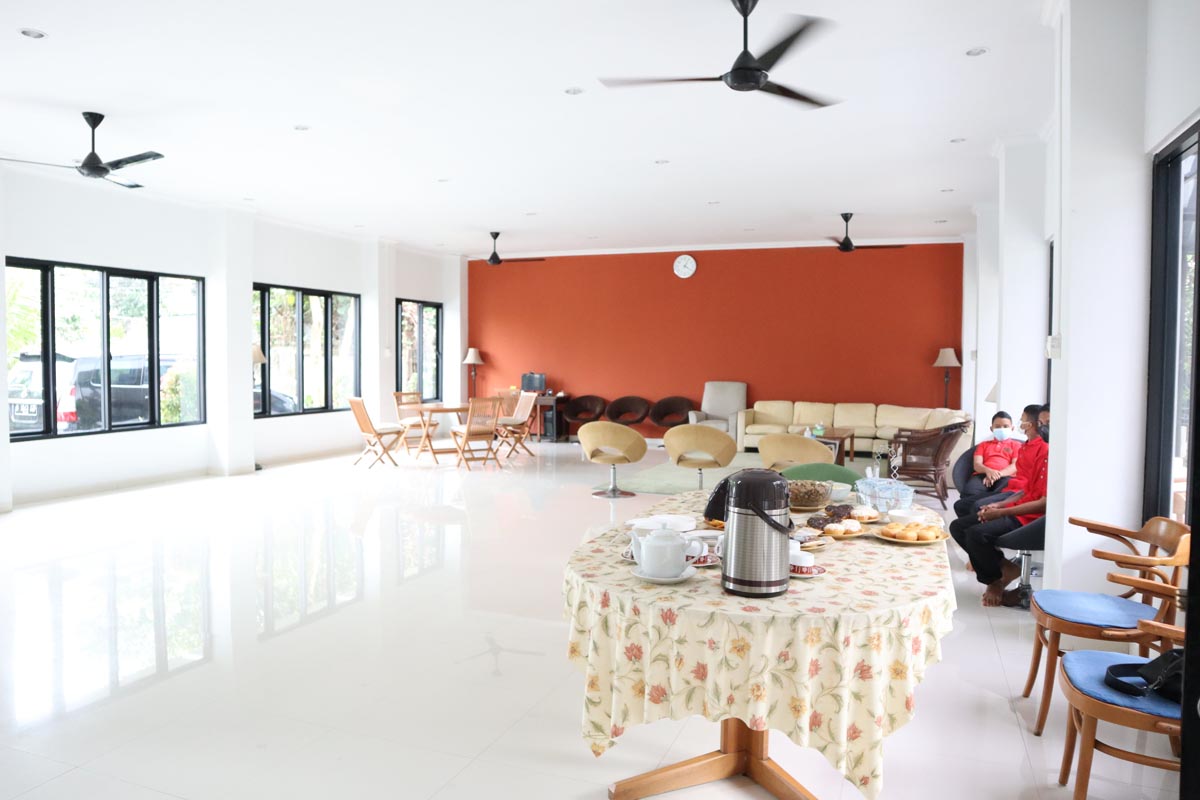 Kunjungan Pembina dan Pengurus YSI Pusat Ke Unit Cirendeu YSI Cabang ...