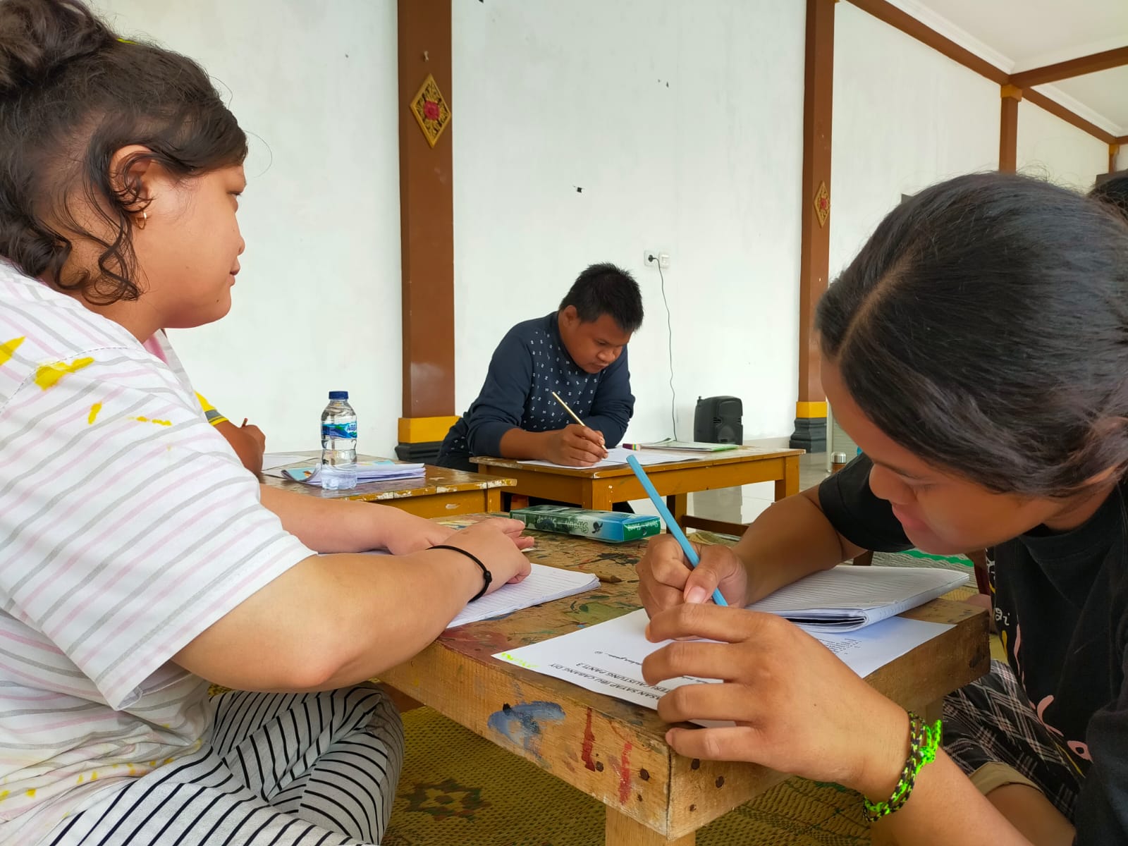 Belajar Calistung Bersama Anak–Anak Panti III | Yayasan Sayap Ibu