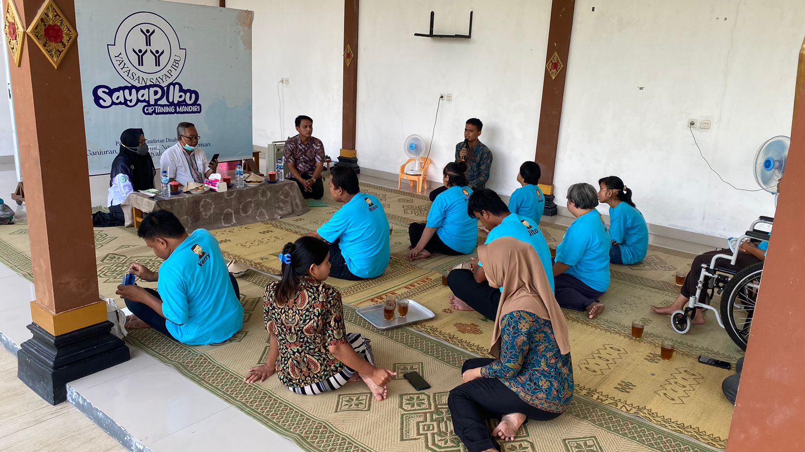 Penyuluhan dan Pemantauan Tentang Pengelolaan Gizi Oleh Puskesmas ...