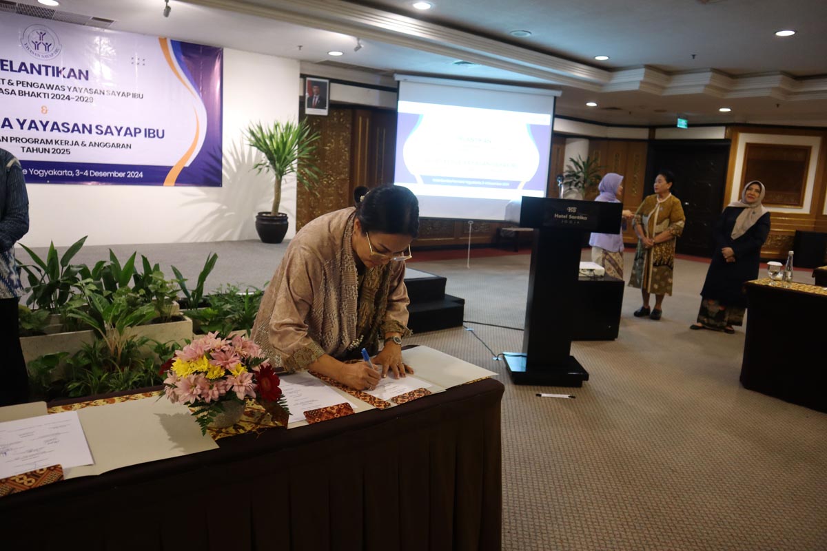 Pelantikan Pengurus YSI Pusat & Pengawas YSI Masa Bhakti 2024 - 2029 ...